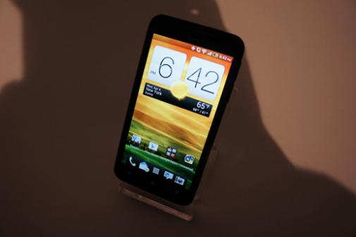 Hands-on with the Sprint HTC EVO 4G LTE featuring a Snapdragon S4 Processor